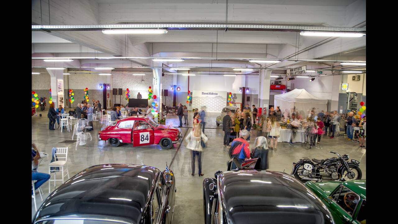 «Πανελλήνιο» Athens Experience Car Services: Εγκαίνια του ιστορικού ...